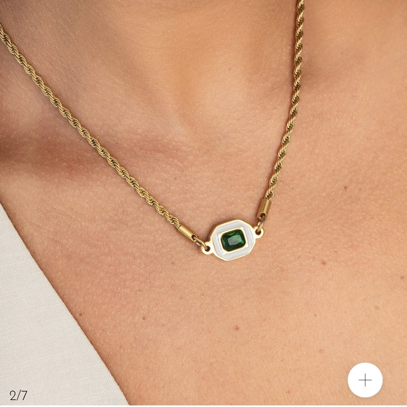 Nevaeh | Jewelry | Emerald Cradle Rope Chain Gold | Poshmark